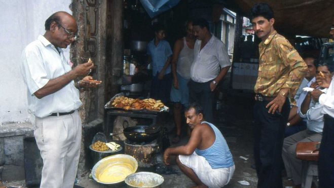 ¿Cuánto cuesta una comida en la India? | Como Cocinar y Comer