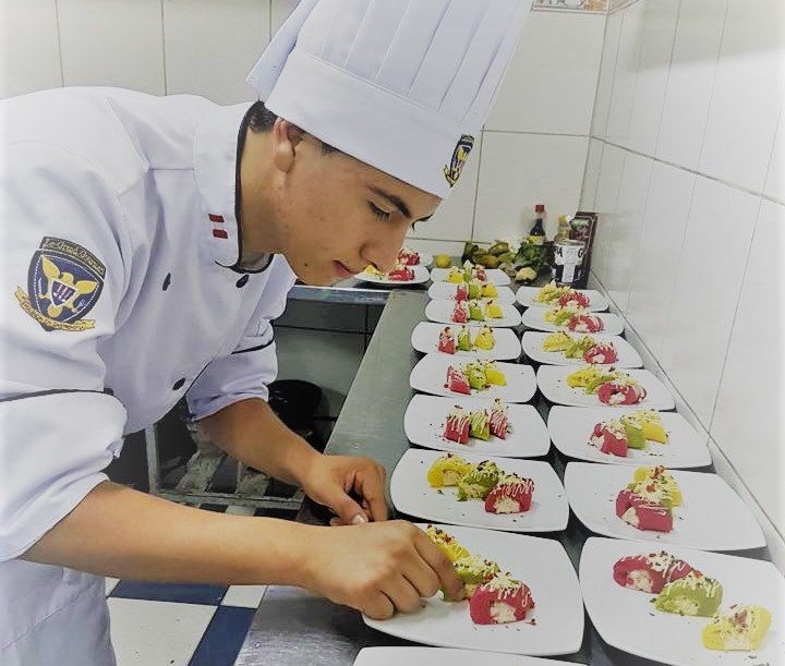 ¿Qué es un chef de cocina internacional? | Como Cocinar y Comer